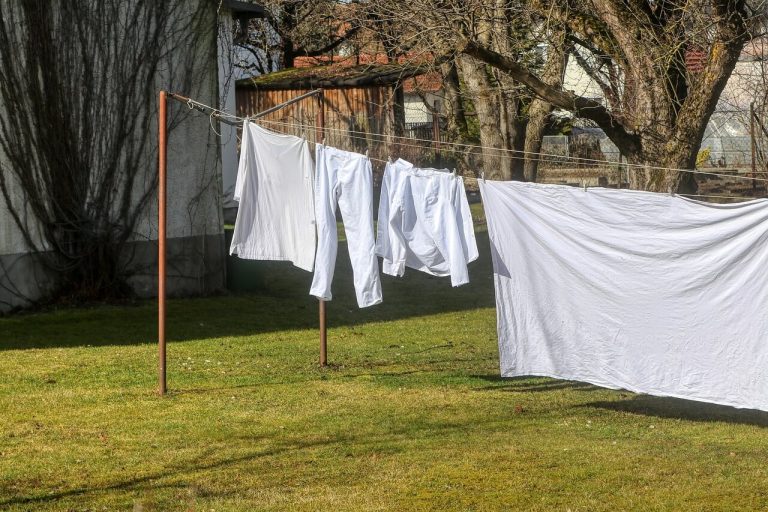 12 Genius Laundry Hacks to Make Your Whites Whiter Than Ever – No ...