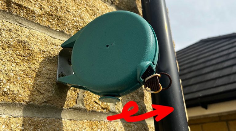 Retractable Washing Line Sagging? Here's how to make it tight again ...